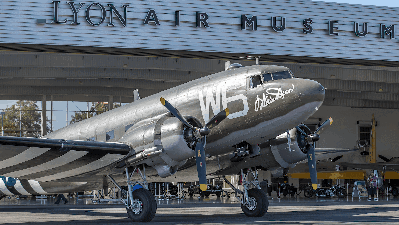 Lyon Air Museum - Greatest Generation Tribute • iDriveSoCal
