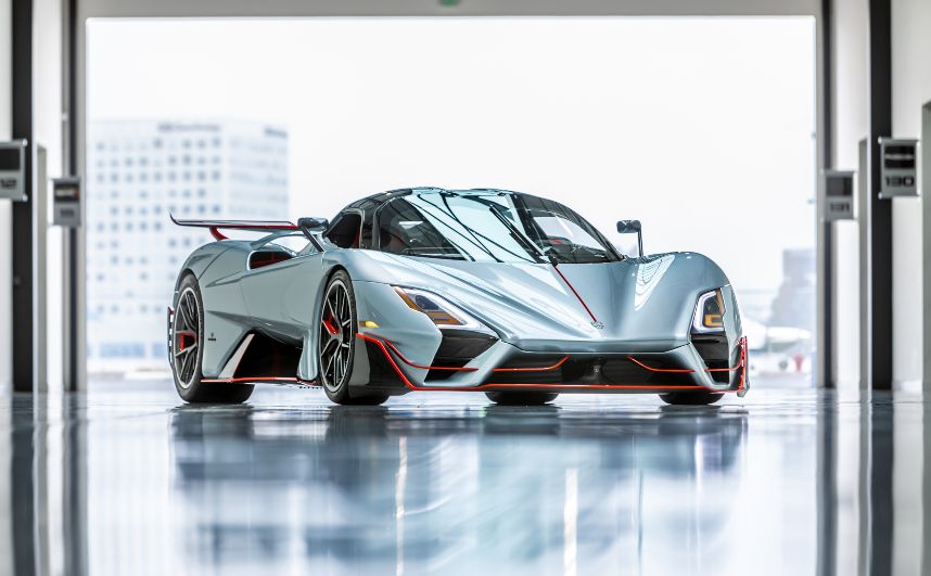 American-Made Hypercars (2025): The Definitive U.S.A. Lineup • iDriveSoCal